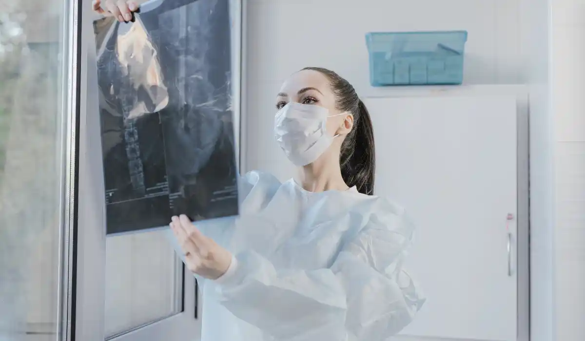 Open MRI vs Closed MRI: Choosing The Right Scan For Comfort & Accuracy